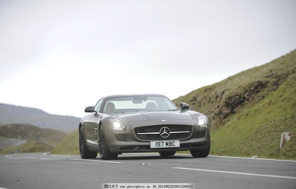 奔驰跑车图片_交通运输_金融科技-图行天下素材网